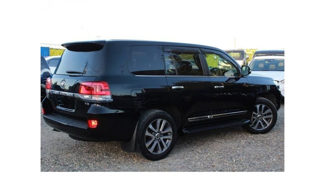 Used Toyota Land Cruiser 2016 for sale in Dubai - 654605