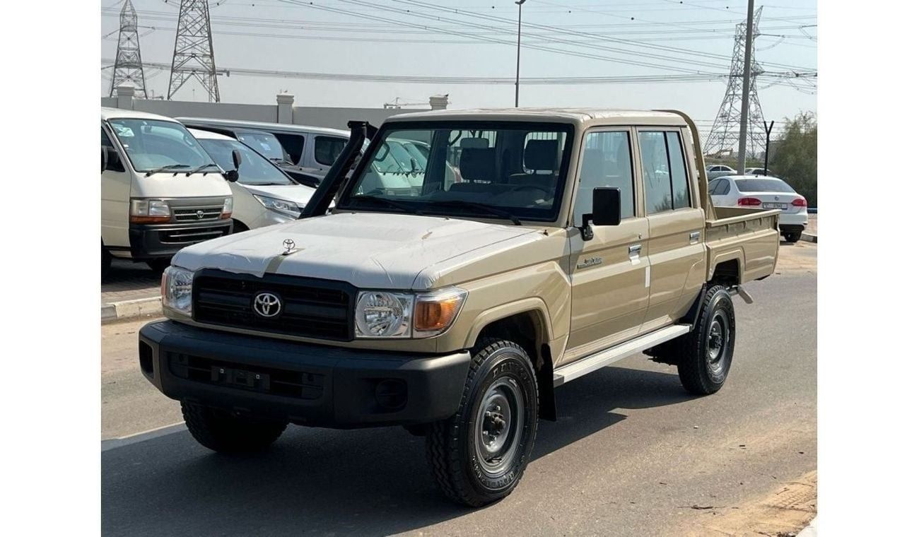 New Toyota Land Cruiser Pick Up LC79 DC 4.2L DSL 2022 for sale in Dubai - 733665