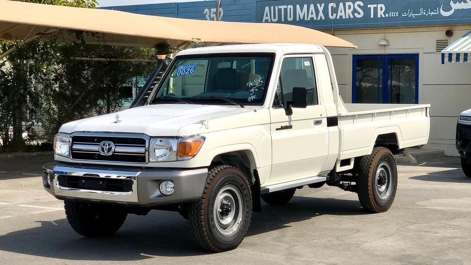 New Toyota Land Cruiser Pick Up 4.2L DIESEL 6-CYLINDER SINGLE CABIN ...