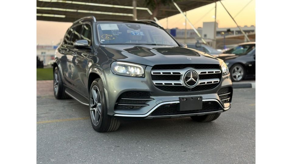 Used Mercedes-Benz GLS 580 2021 for sale in Dubai - 747686