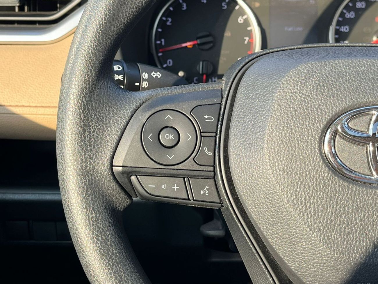 New Toyota RAV4 XLE 2022 for sale in Dubai - 702705