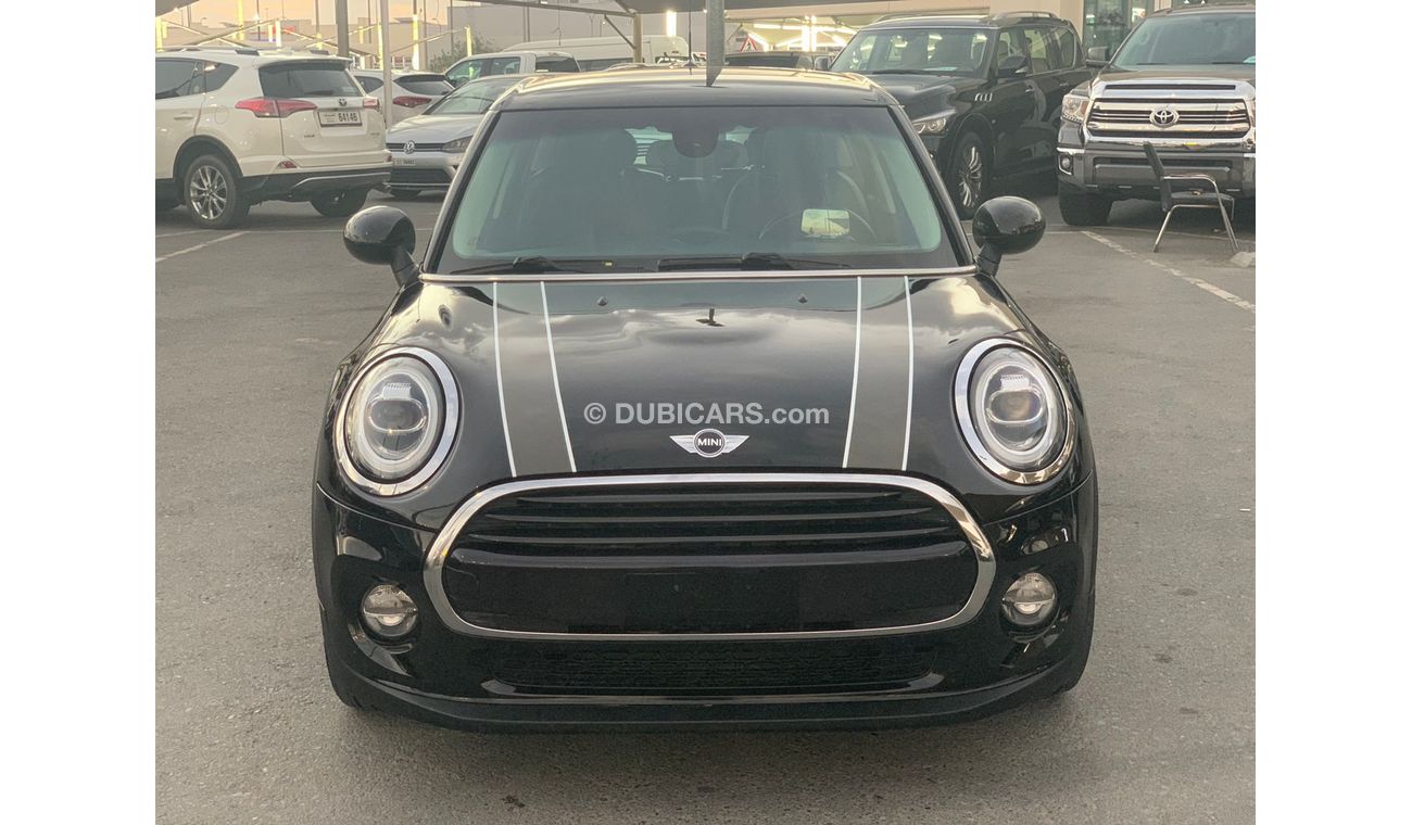 Used Mini Cooper: 2017 2017 for sale in Dubai - 503404