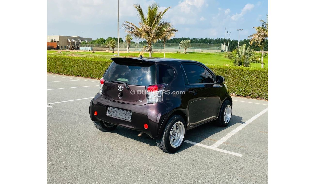 Used Toyota IQ . 2011 for sale in Dubai - 677908