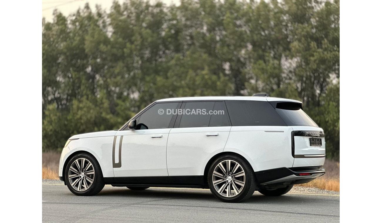 Used Land Rover Range Rover HSE 2023 for sale in Dubai - 636393