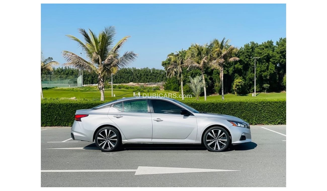 Used Nissan Altima SR 2020 for sale in Sharjah - 696539