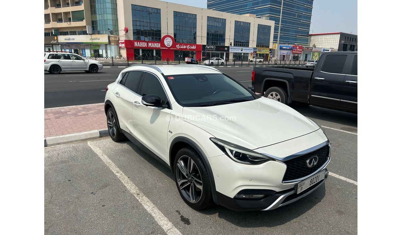 Used Infiniti QX30 2.0 Turbo 2018 for sale in Dubai - 658614
