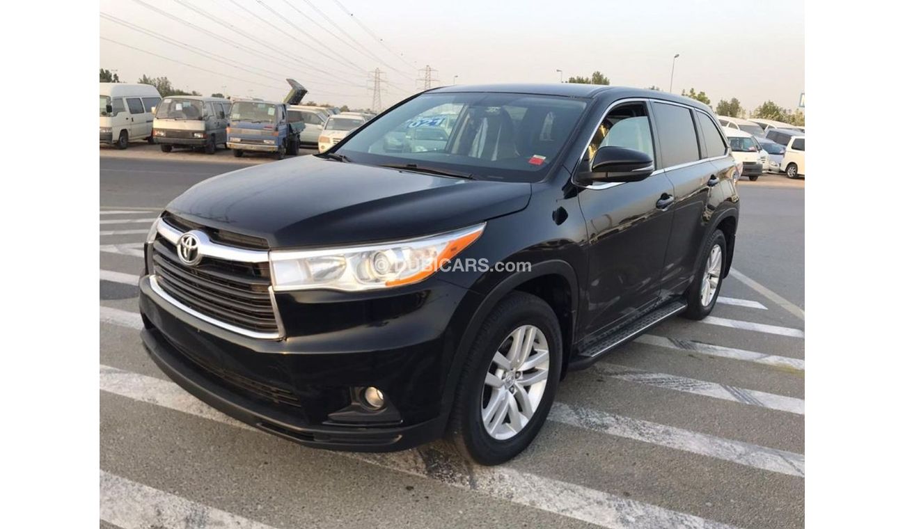 Used Toyota Highlander 2014 for sale in Dubai - 313136