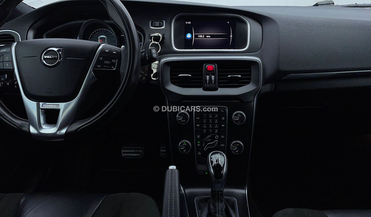 Used Volvo V40 T5 R DESIGN 2 | Under Warranty | Inspected on 150+ parameters 2018 for sale in ...