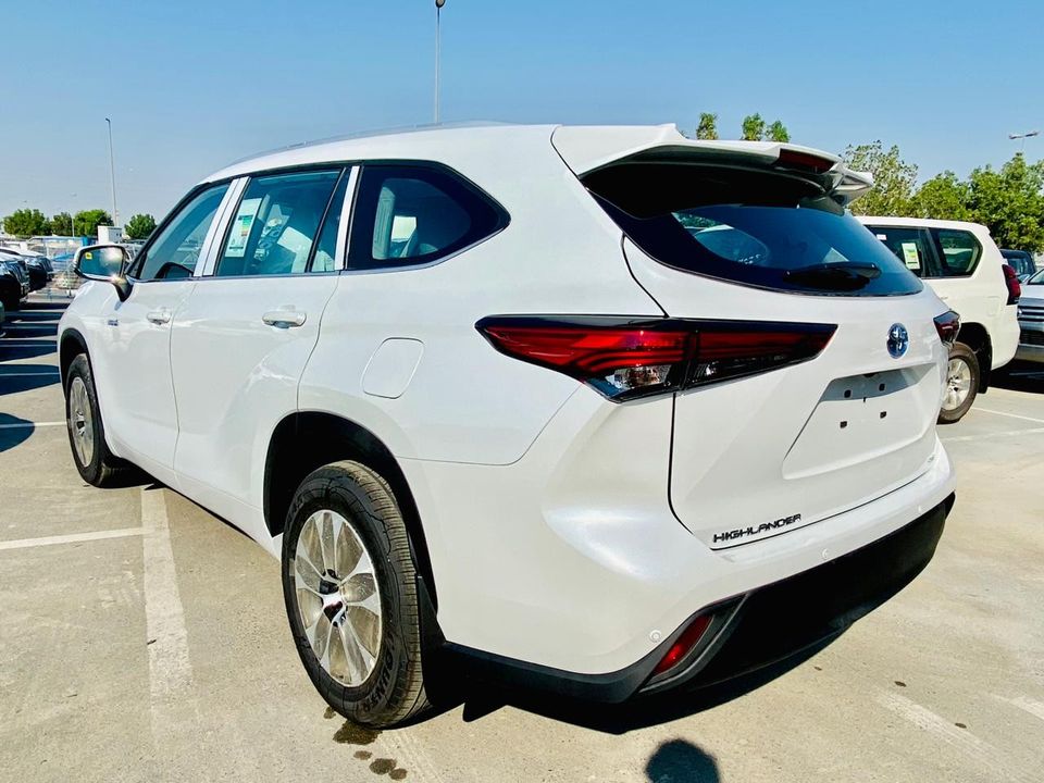New TOYOTA HIGHLANDER 2.5L HYBRID WHITE 2022 2022 for sale in Dubai ...