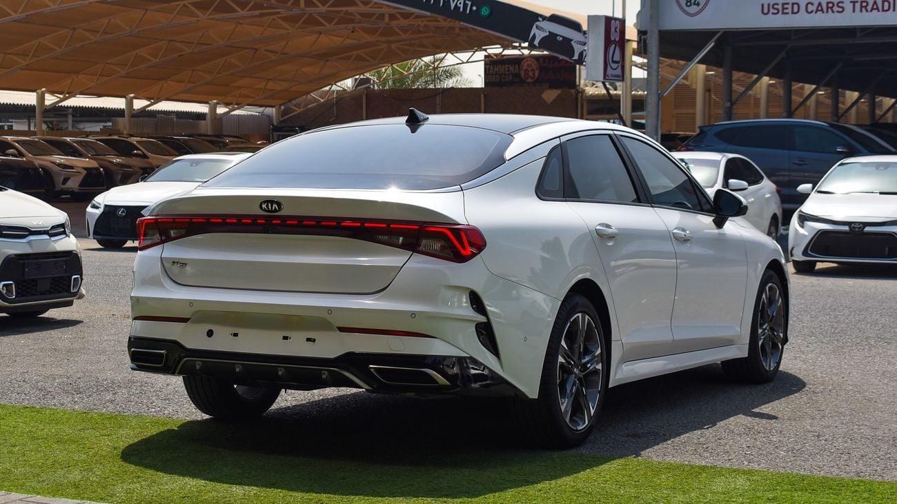 Used Kia K5 2019 for sale in Dubai - 628689