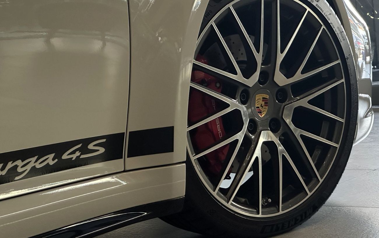 New Porsche 911 Targa 4S 3.0L GCC Warranty & Service 2024 for sale in Dubai - 798344