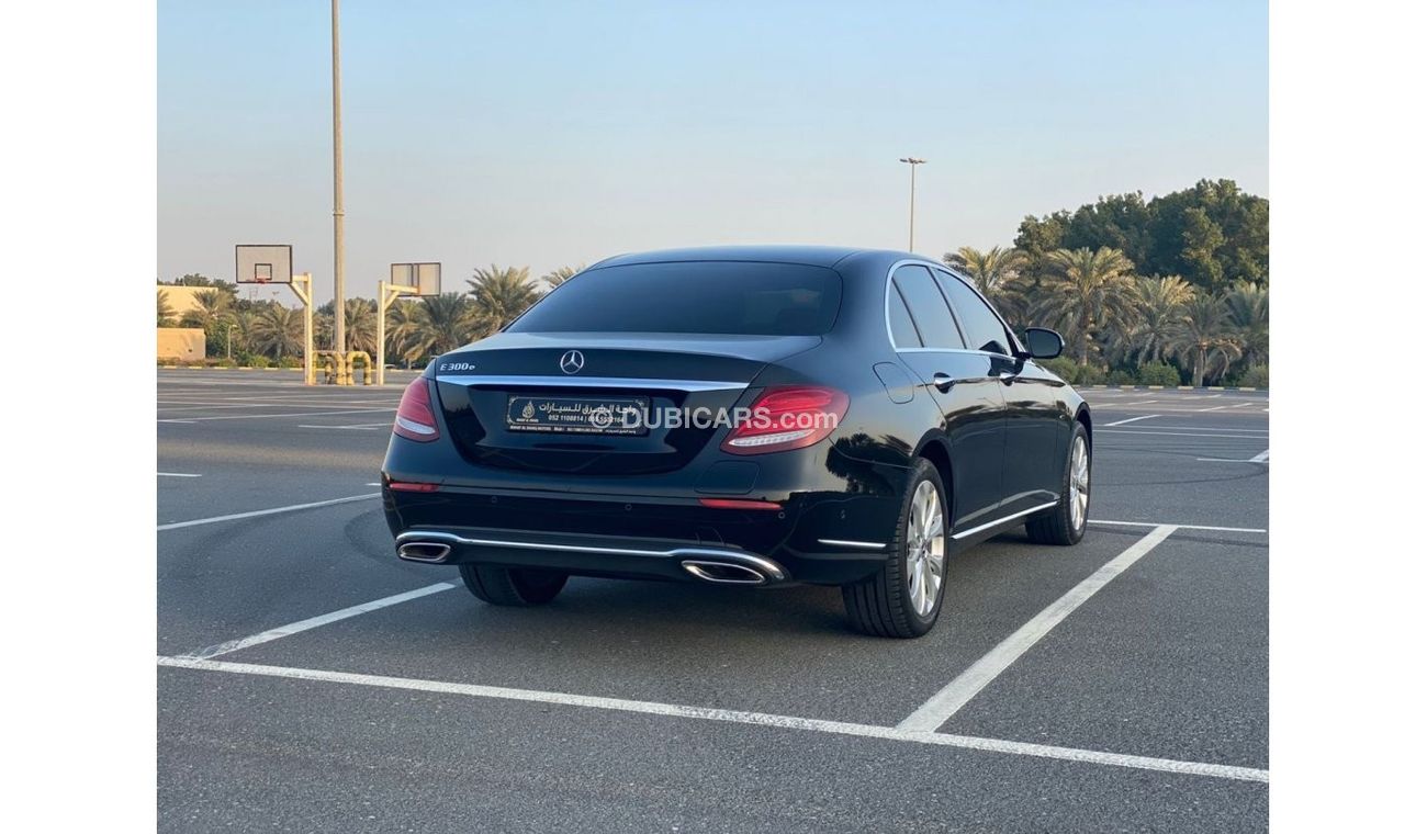 مستعملة مرسيدس بنز E300 AMG AMG مرسيدس بنز هايبرد E300 موديل 2019 ضمان سنتين كيلو متر مفتوح 2019 ...