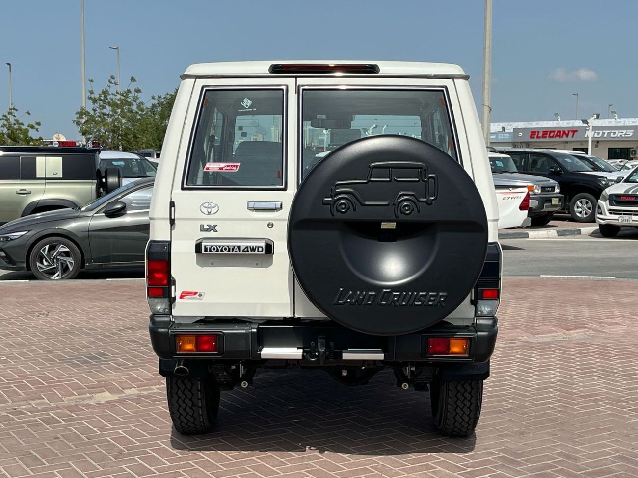 New Toyota Land Cruiser Hard Top LC71 HT A/T 2.8L DSL 2024 for sale in Dubai - 715766