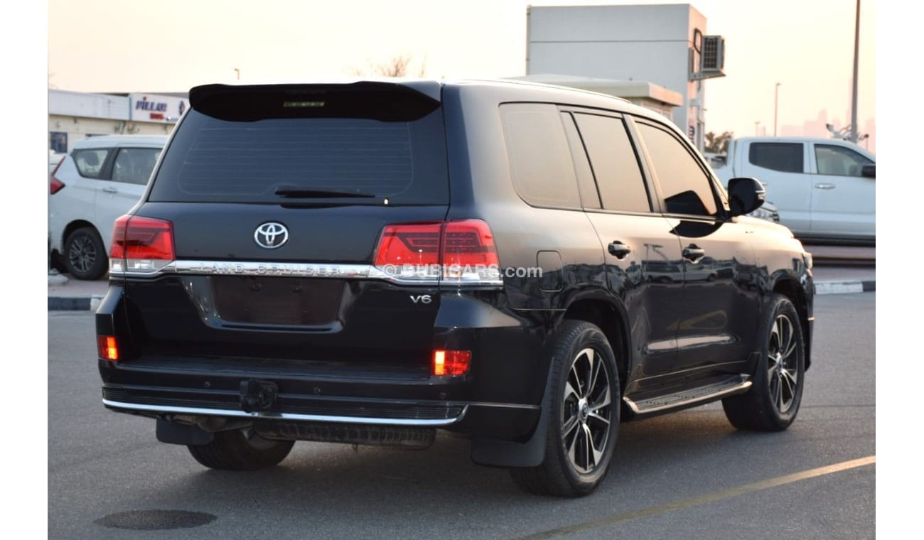Used Toyota Land Cruiser 2016 for sale in Dubai - 756900