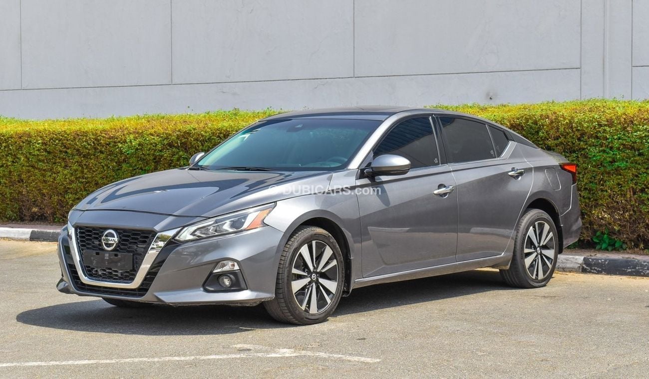 Used Nissan Altima SL 2019 for sale in Dubai - 635311