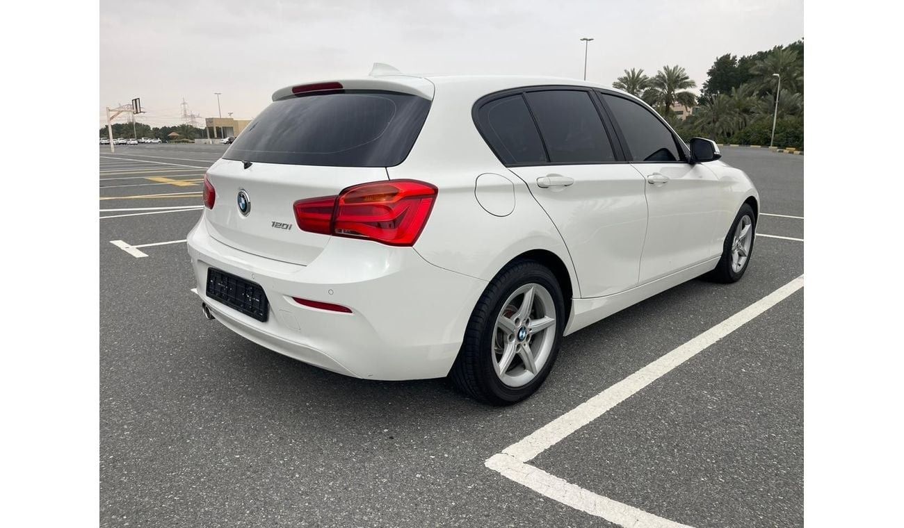 Used BMW 120i 2019 for sale in Sharjah - 808781