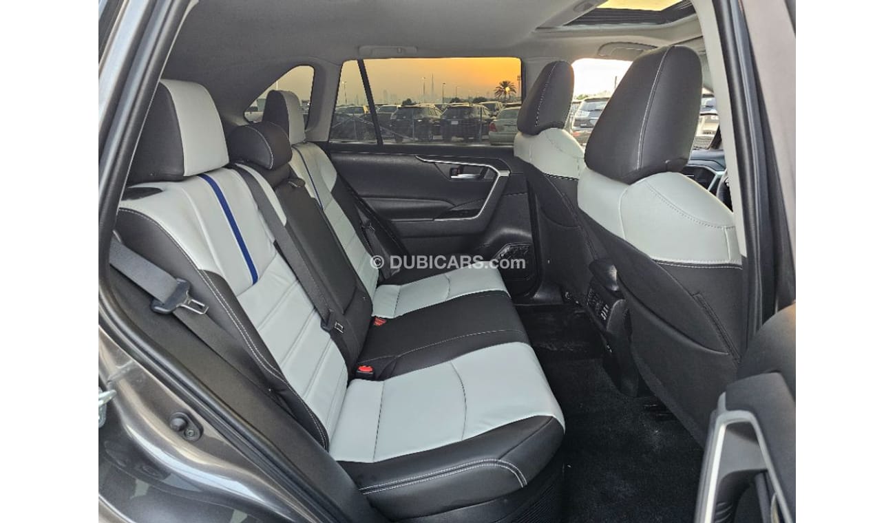 Used 2022 Toyota Rav4 Hybrid XLE full option Sunroof and Trunk ...