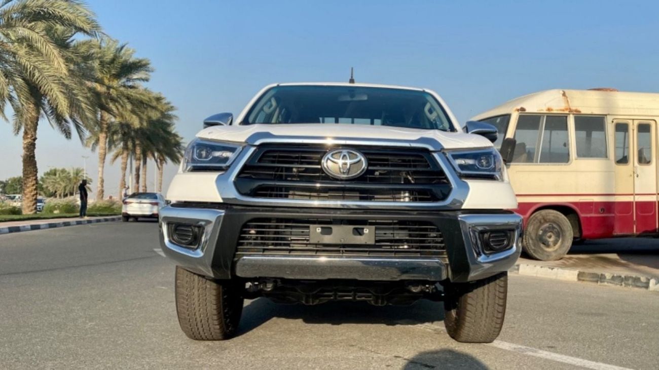جديدة تويوتا هيلوكس Pick Up A/T 4x4 2.7L Gasoline Model 2023 ...