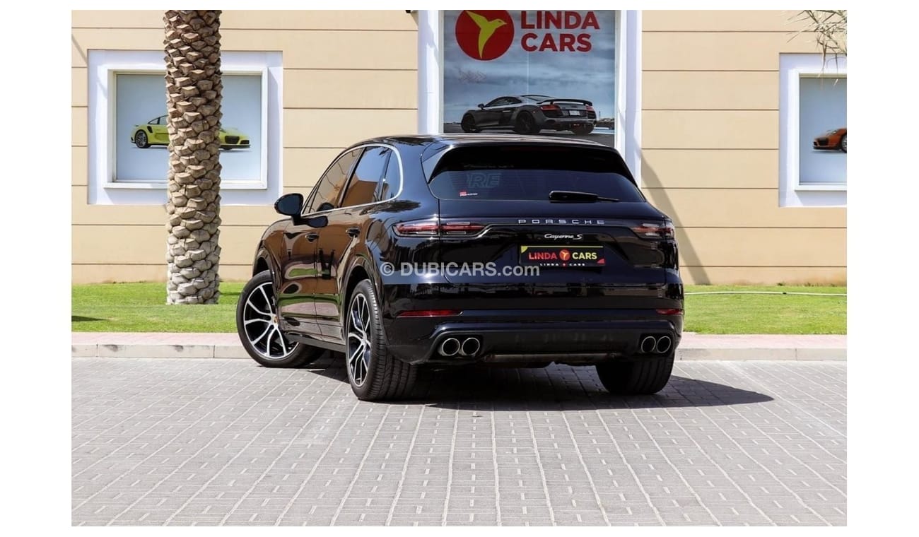 Used Porsche Cayenne 9Y0 2019 for sale in Dubai - 667773