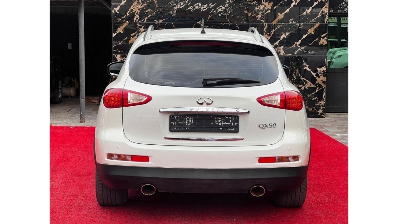 Used Infiniti QX50 Luxury 2015 for sale in Dubai - 733336