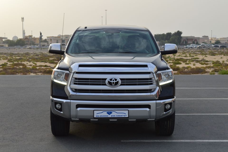 Used Toyota Tundra 1793 Model 2014 2014 for sale in Dubai - 159416