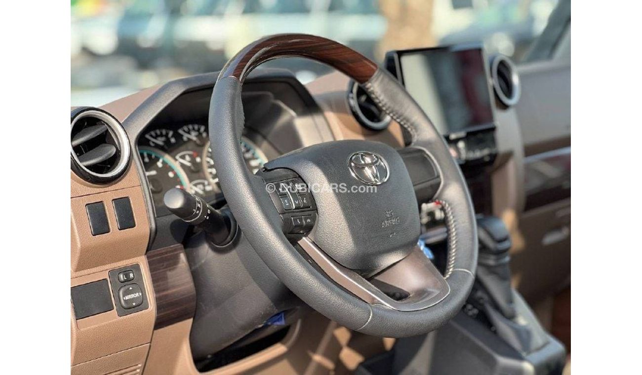 New Toyota Land Cruiser Pick Up LC79 D/C 4.0L PTR A/T // 2024 // FULL ...