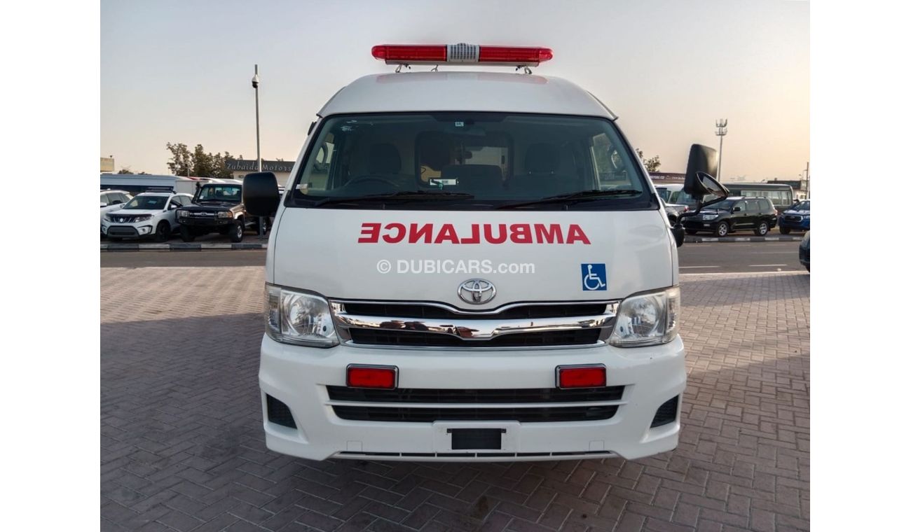 Used TOYOTA HIACE AMBULANCE RIGHT HAND DRIVE (PM1233) 2011 for sale in Dubai - 498546