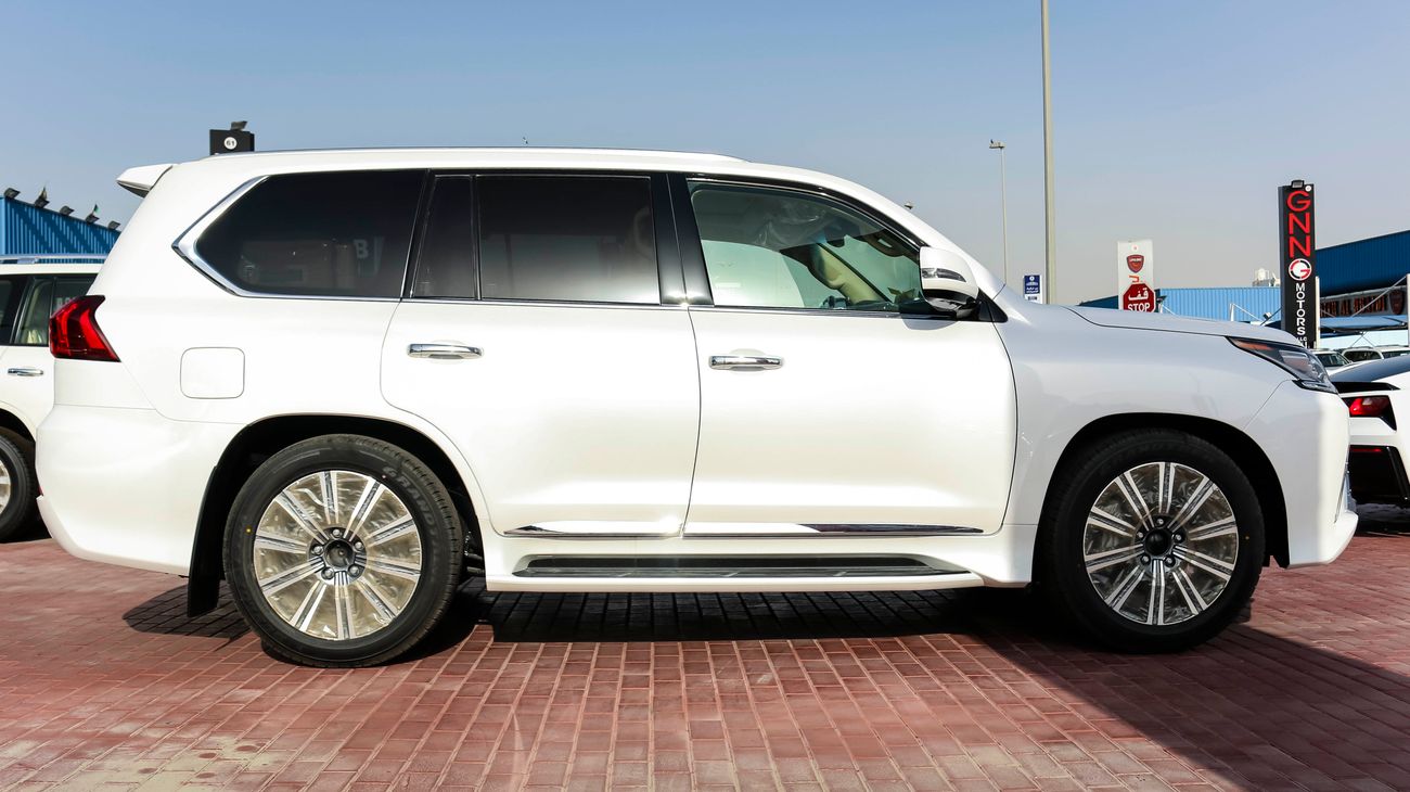 New Lexus LX570 2016 for sale in Dubai - 59658