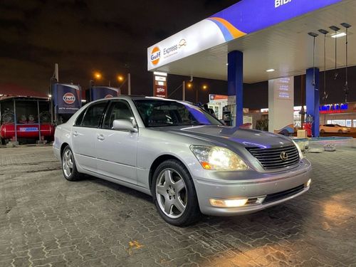 Lexus LS 430 Price in UAE, Images, Specs & Features
