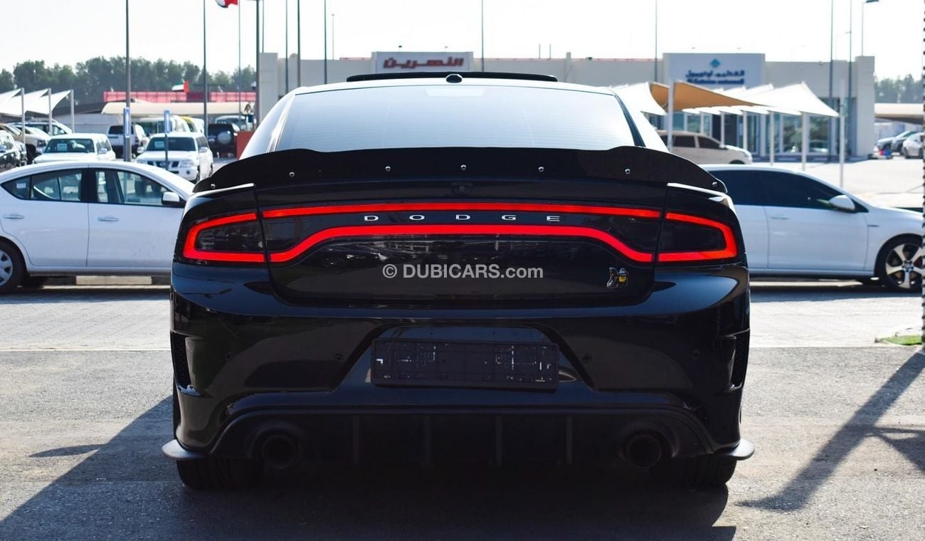 Used Dodge Charger 392 hemi 2020 for sale in Sharjah - 575335