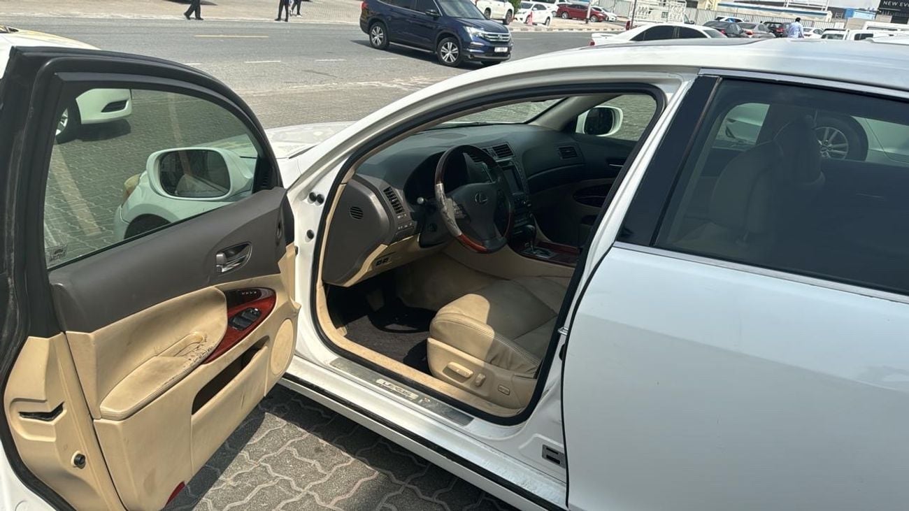 Used Lexus GS 460 2010 for sale in Dubai - 720354