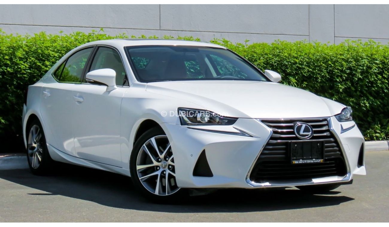 Used Lexus IS300 . 2019 for sale in Dubai - 417223
