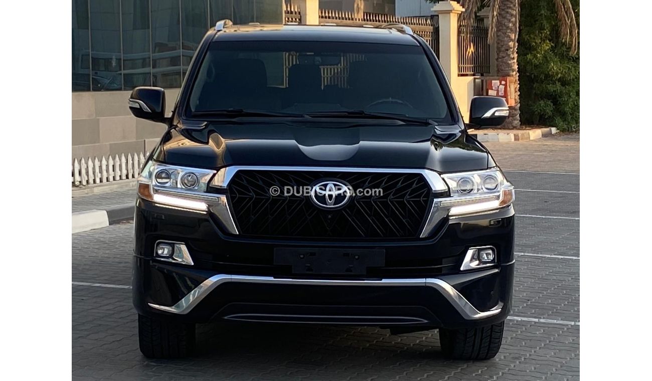 Used Toyota Land Cruiser VXR 2018 for sale in Dubai - 665453