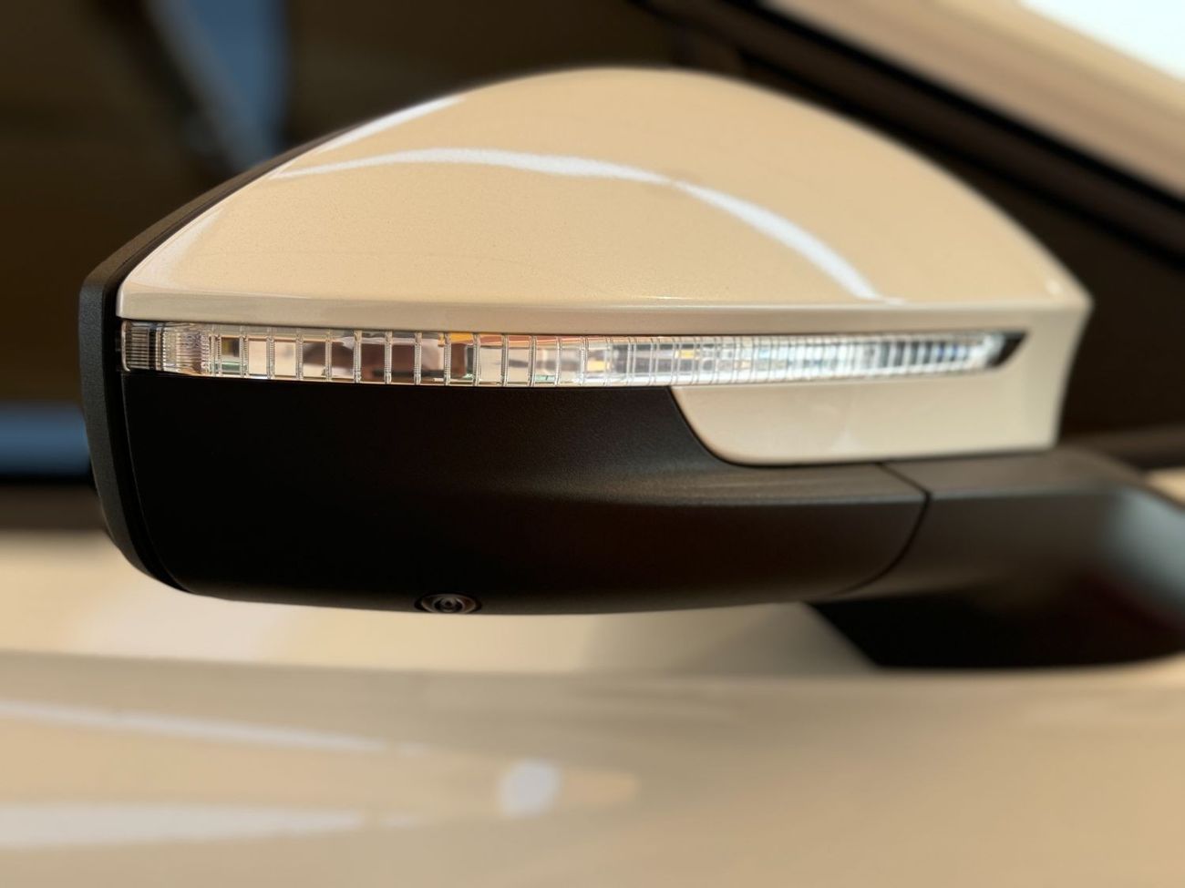 Used Volkswagen ID.6 2022 ID6 PRO 6 SEATER 2022 for sale in Dubai - 773587