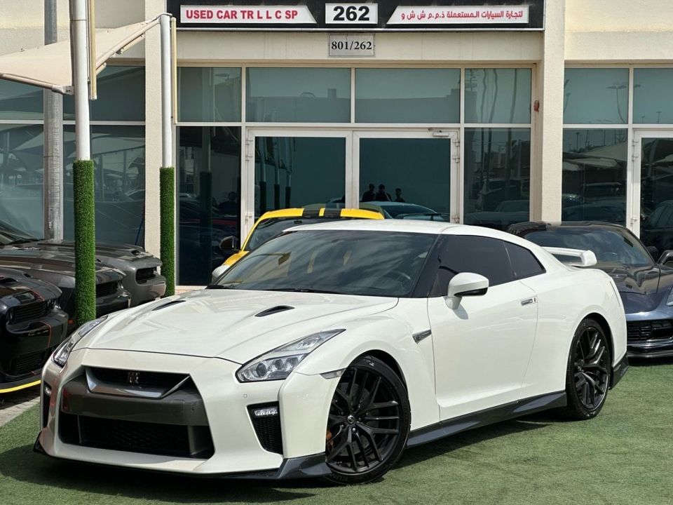 Used Nissan GTR Premium 3.8L (4 Seater) 2017 for sale in Dubai - 831525