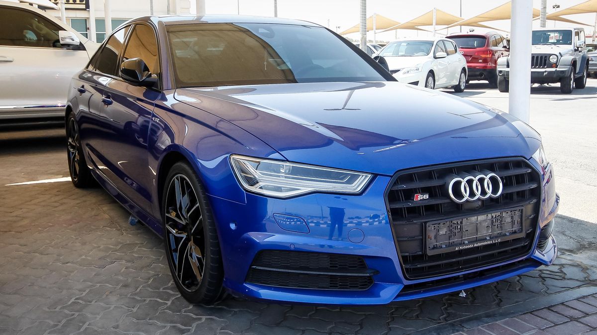 Audi S6 V8 T for sale: AED 265,000. Blue, 2016