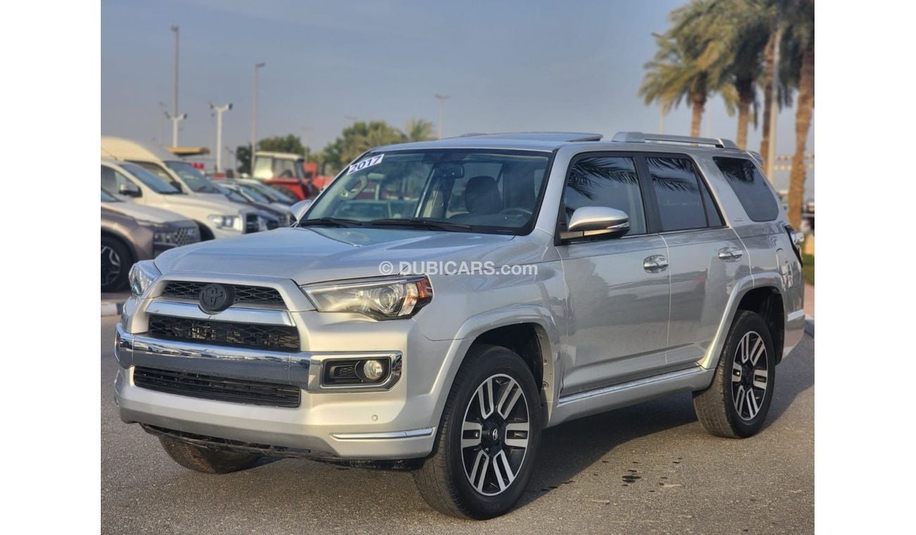 Used TOYOTA 4RUNNER 2017 MODEL FULL OPTION 2017 for sale in Dubai - 590142