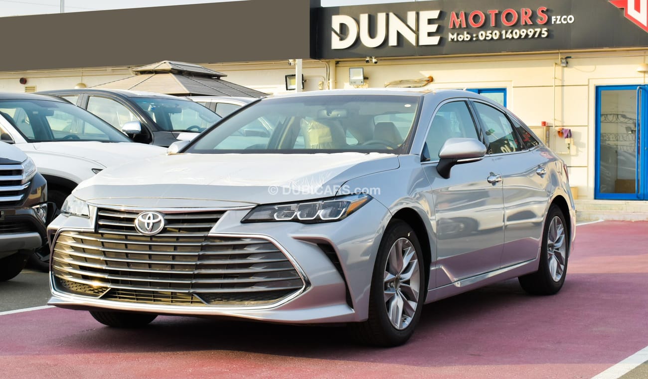 New Toyota Avalon XLE 3.5L 2022 for sale in Dubai - 549424