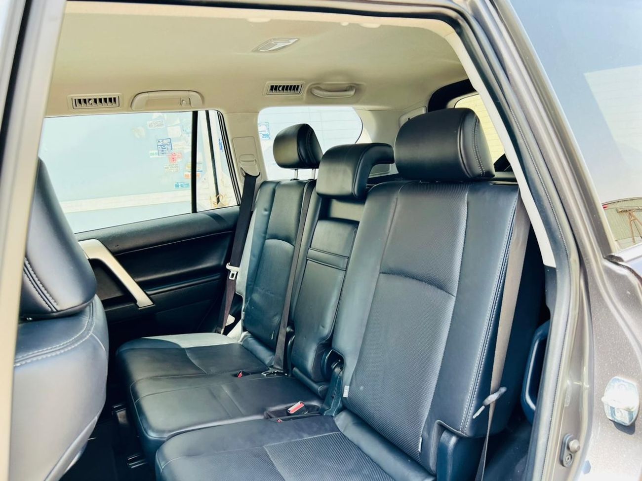 Used Toyota Prado 2021 for sale in Dubai - 753384