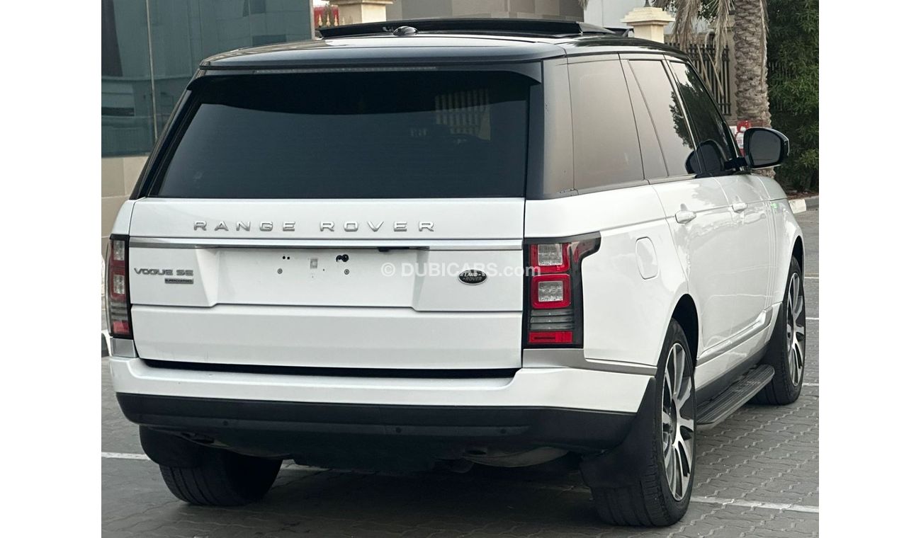 Used Land Rover Range Rover 2015 for sale in Dubai - 655196