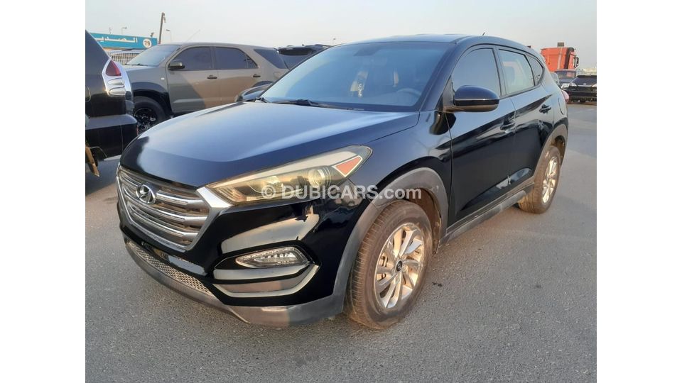 مستعملة هيونداي توسون 2.0L 2.0L 2018 للبيع في الشارقة - 794395
