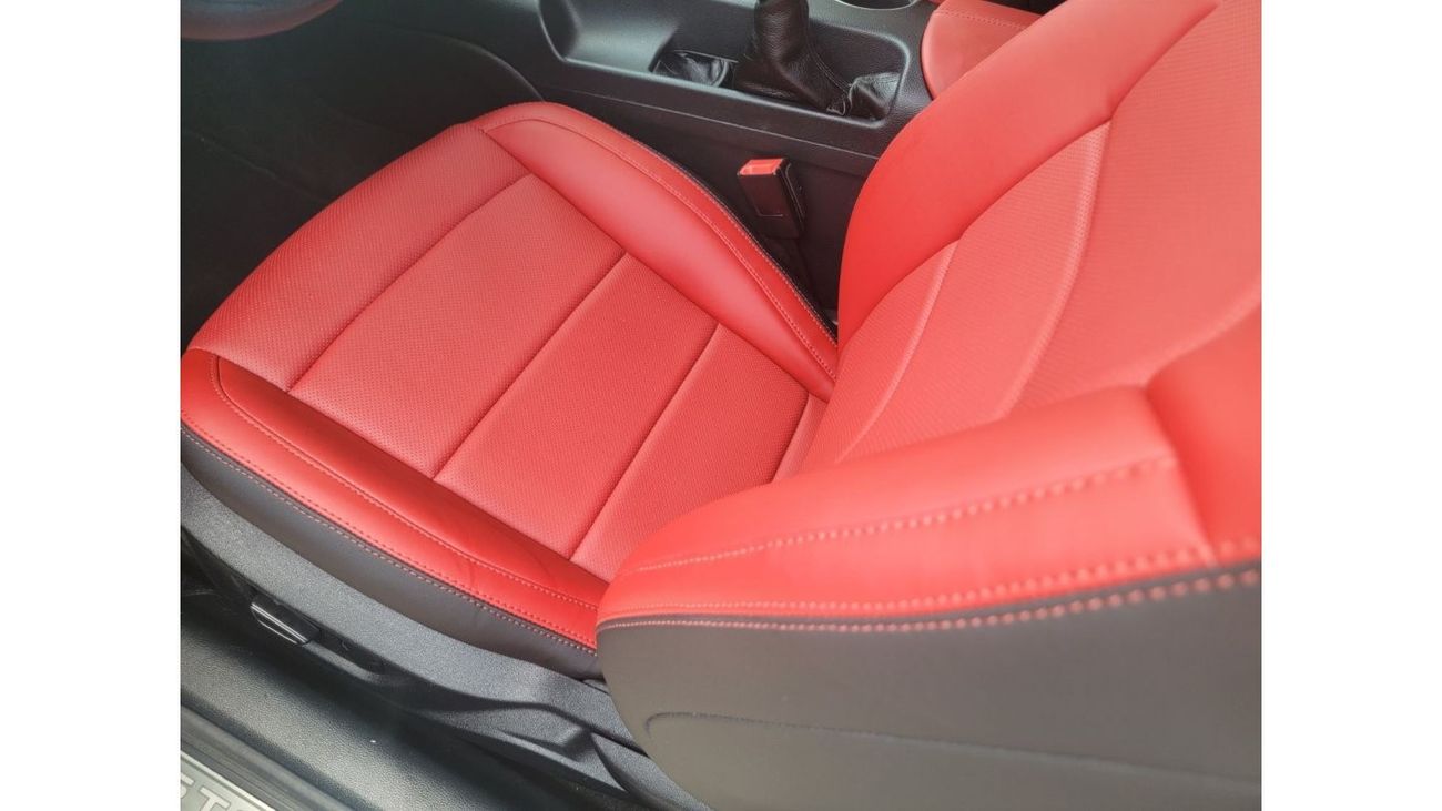 Used Ford Mustang EcoBoost 2018 for sale in Sharjah - 735974