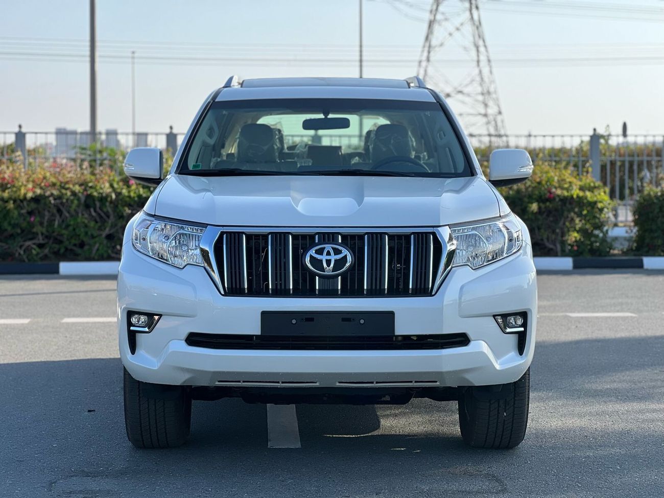 New Toyota Prado TXL V6 4.0L Petrol 7-Seater 4WD Automatic 2023 for sale in Dubai - 763131