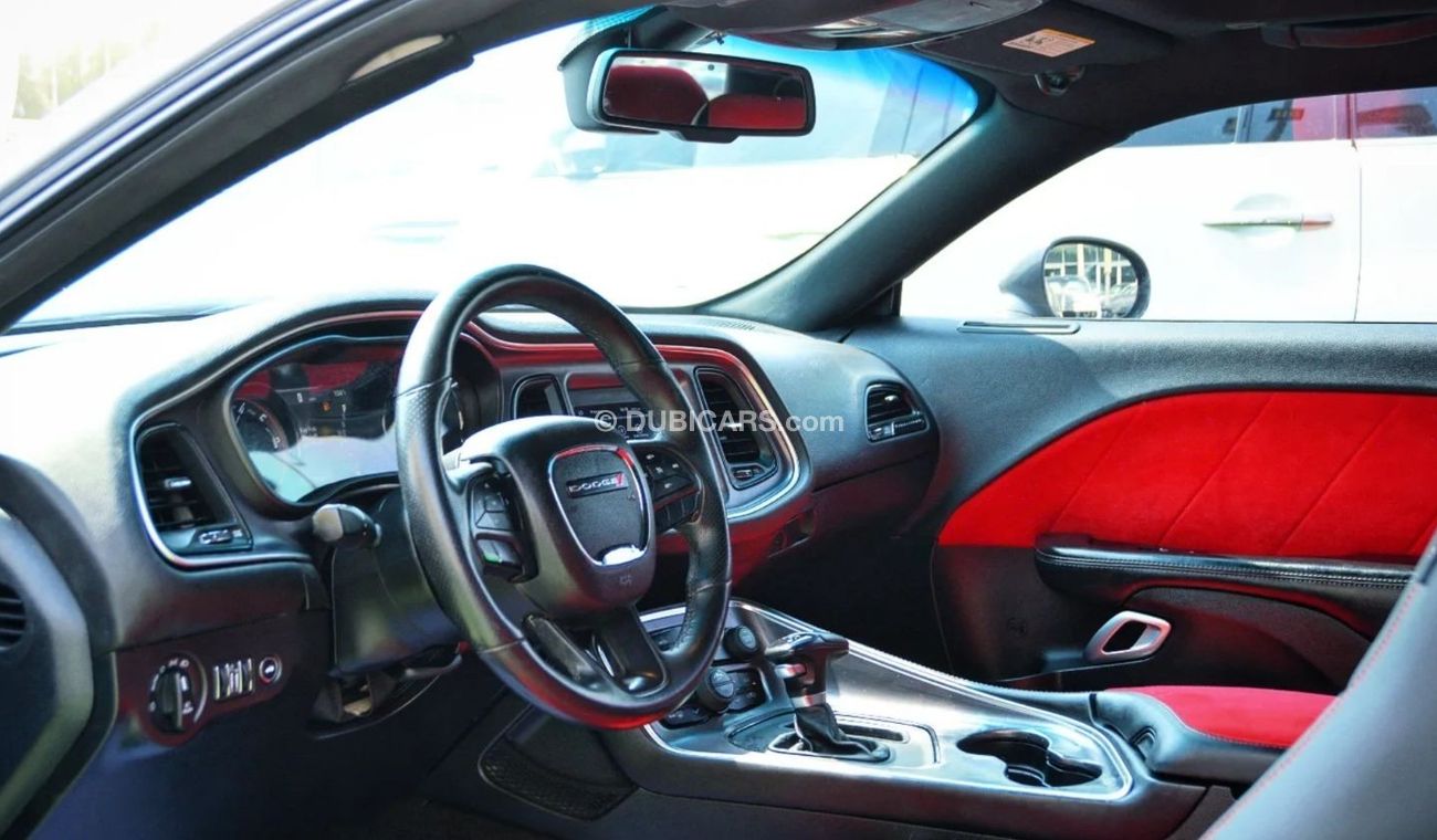 Used Dodge Challenger Challenger SXT V6 3.6L 2018/SunRooof/ Leather ...