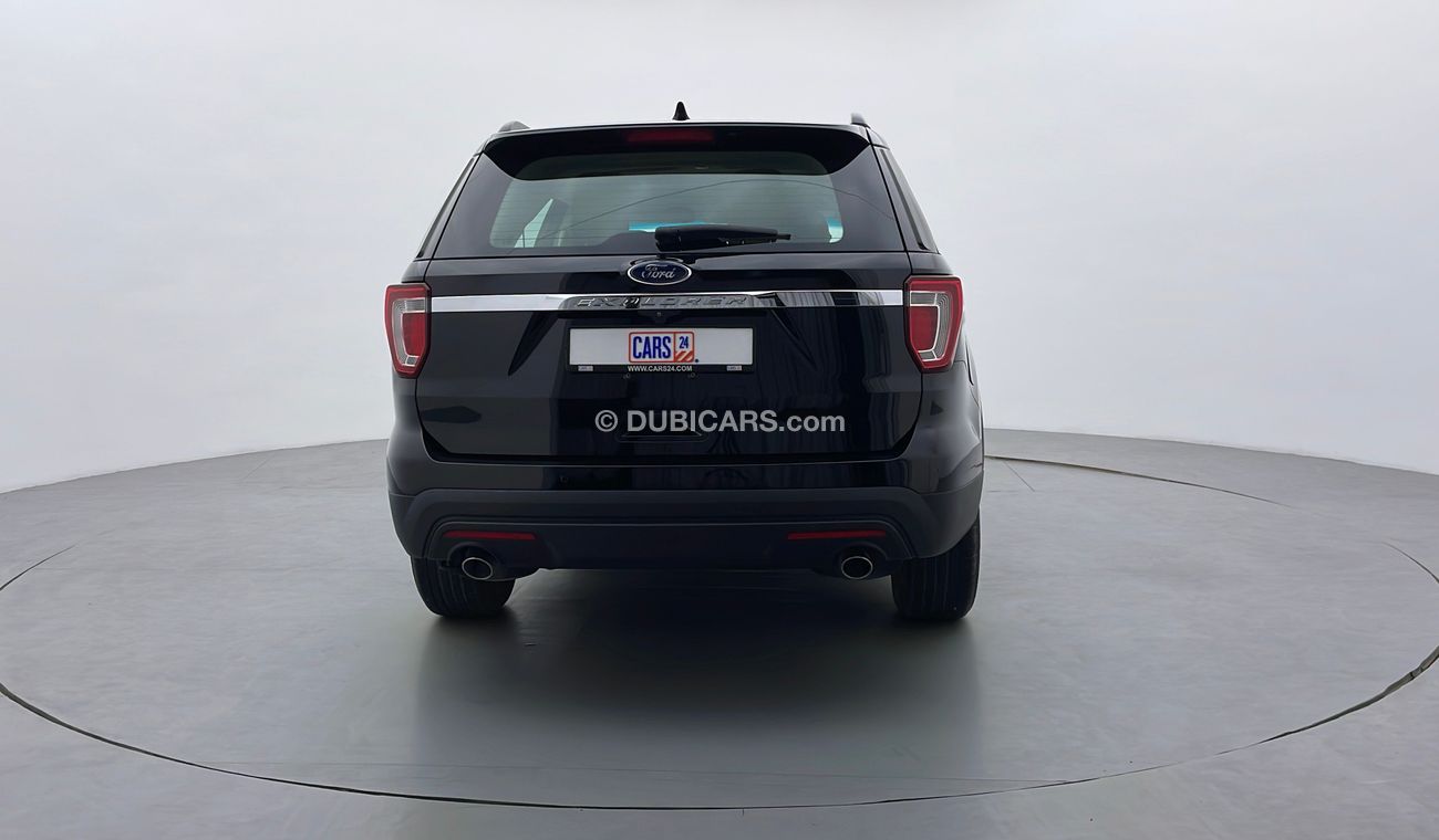 Used Ford Explorer BASE 3500 2017 for sale in Dubai - 492475