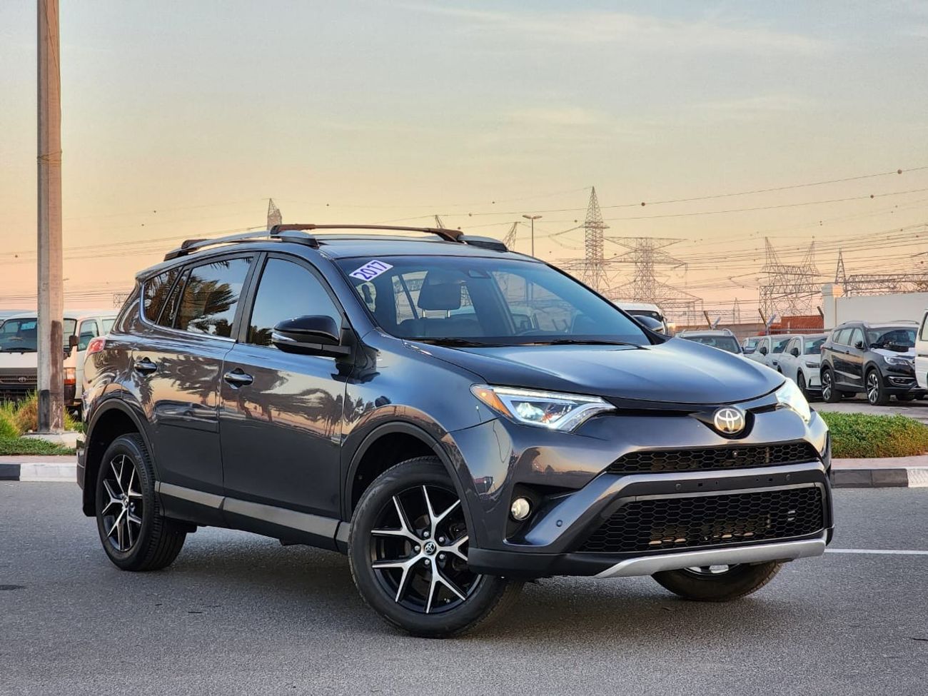 Used Toyota RAV4 VXR RAV4 SE 4X4 FULL OPTION 2017 for sale in Dubai ...