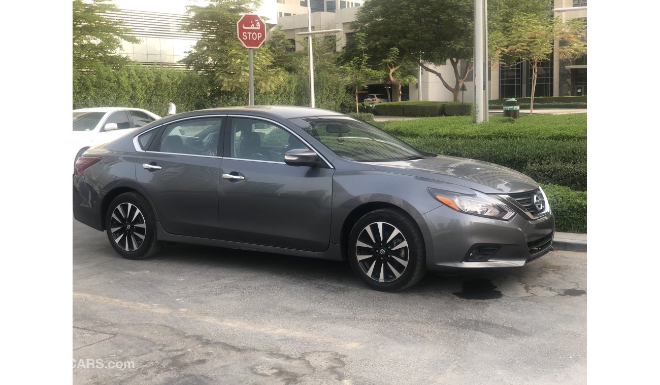 Used Nissan Altima Sl 2018 for sale in Dubai - 451196