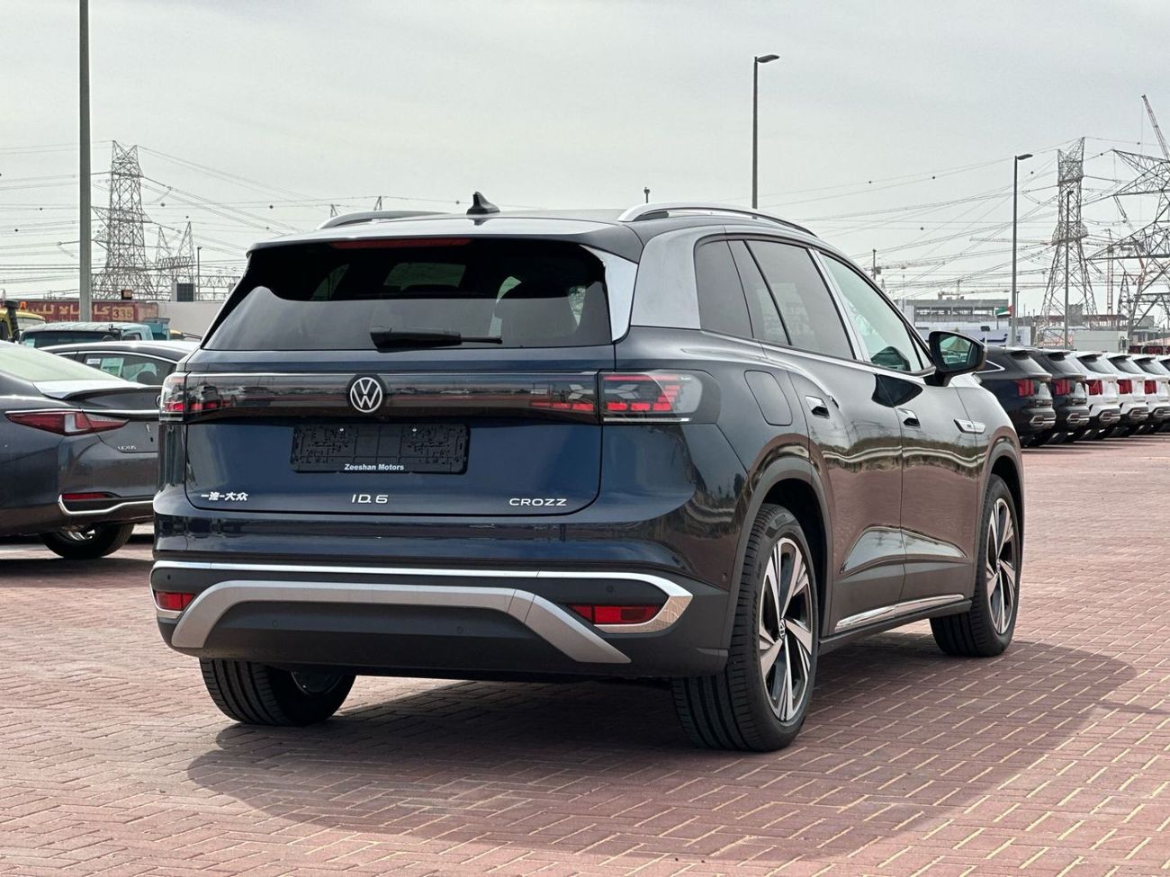 New VOLKSWAGEN ID.6 PRO 2023 2023 for sale in Dubai - 709119
