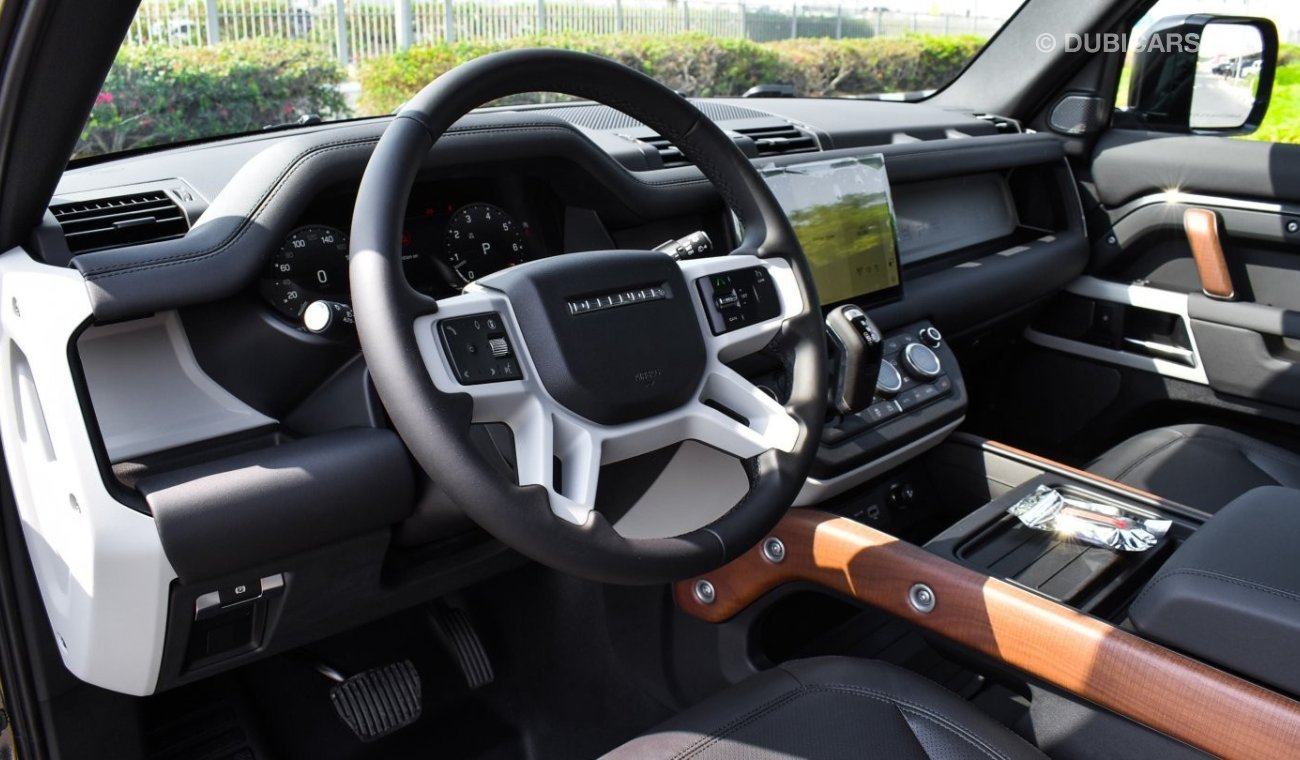 New Land Rover Defender 2.0 L 2024 for sale in Dubai - 670140