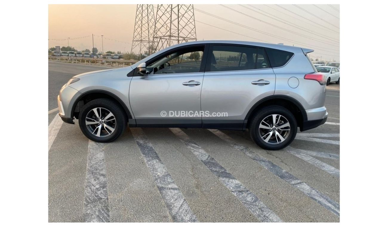 Used 2018 Toyota Rav4 2018 for sale in Dubai - 458093